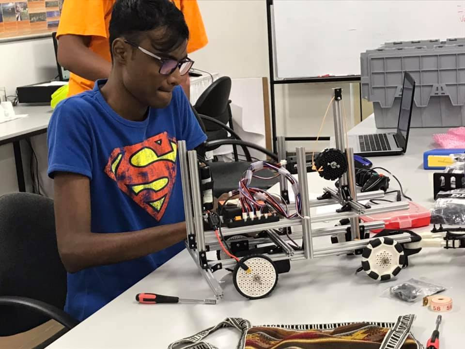 FGC Robotics 2022 | younghelpsuriname