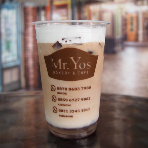 Roasted Hazelnut Milk Tea | Mr Yos Bakery & Cafe