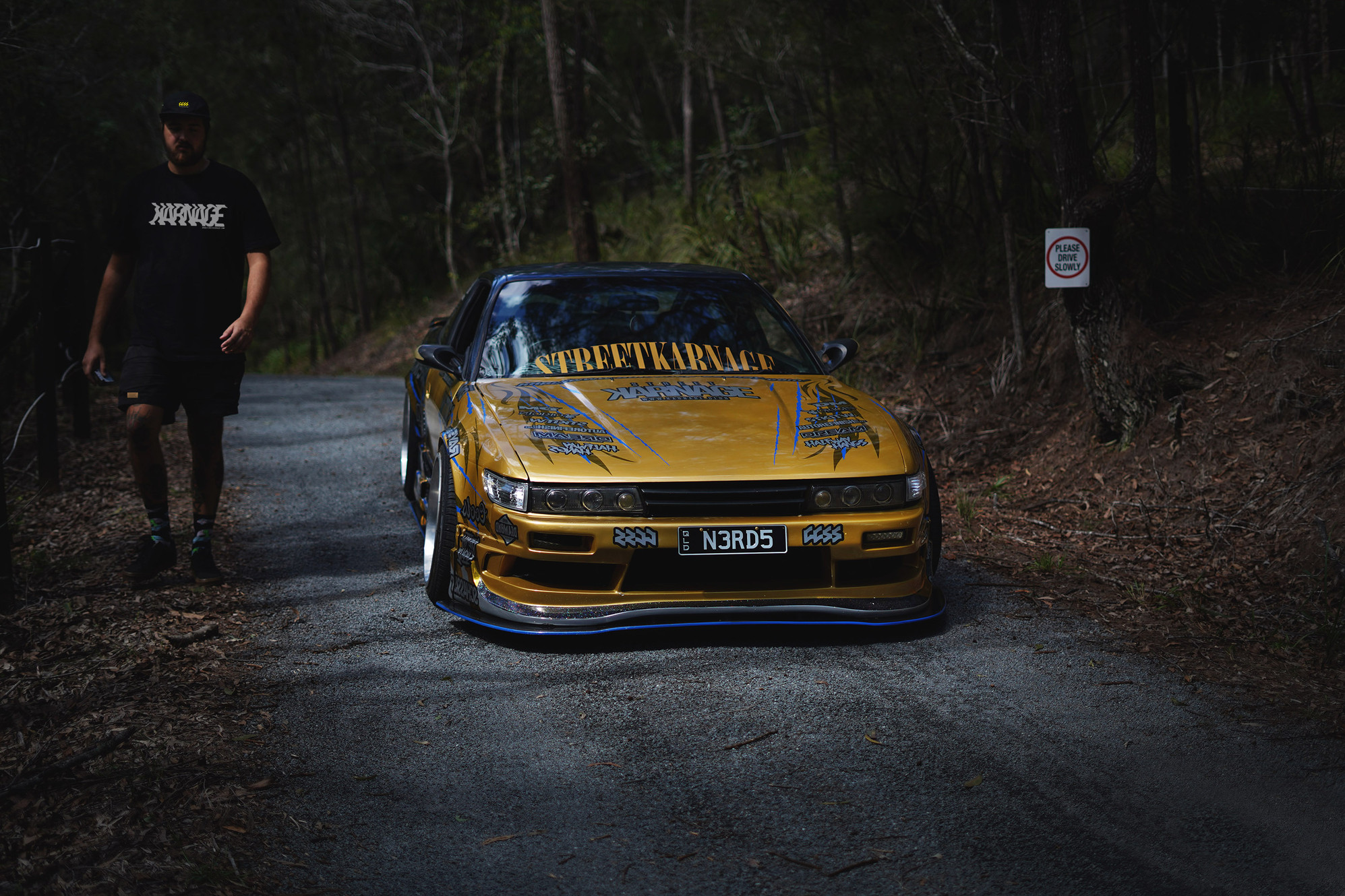 HALFWAY HANGS | Streetkarnage!