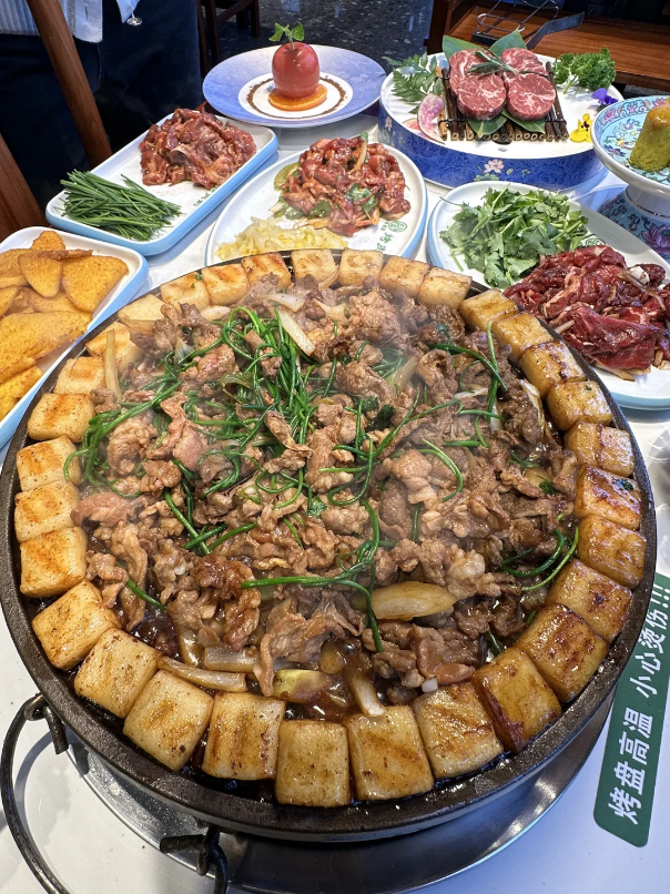 Beijing Food Guide: Top 6 Must-try Restaurants Recommended by Locals