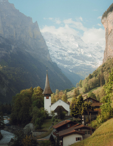 A Church in Switzerland | shootandwander