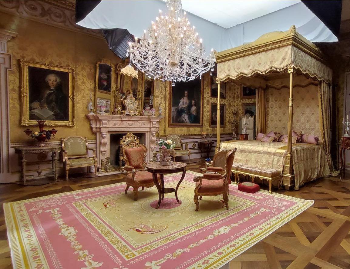 QUEEN CHARLOTTE | Displayways Film & TV