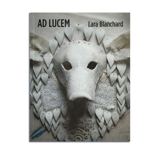Ad Lucem - Lara Blanchard | Bleu de Berlin