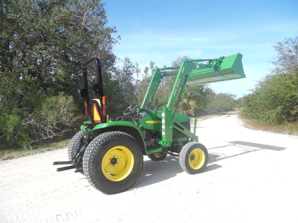 2004 John Deere 4310 4WD Tractor 430 Loader