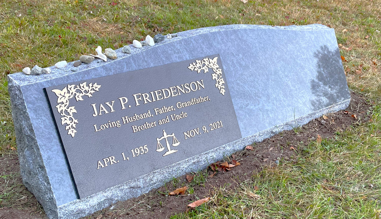 VT MEMORIAL GALLERY | Vermont Monuments | Lamoille County