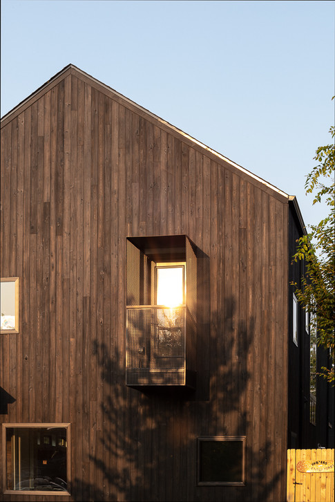 43rd + Winona | UNUMhome