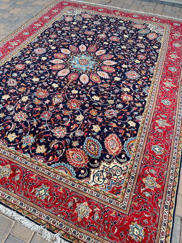 Persian Sarough, Sheik Safi Design | hafezruggallery