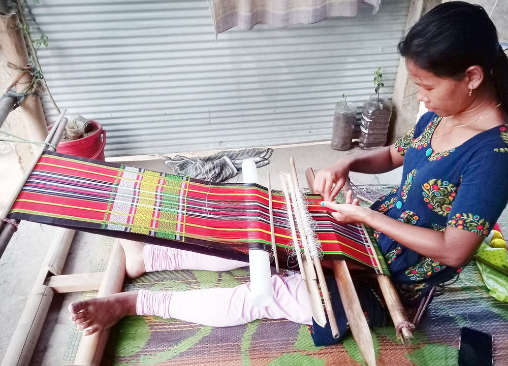 Learn About The Risa, A Beautiful Garment Handwoven By Tribal Women In ...