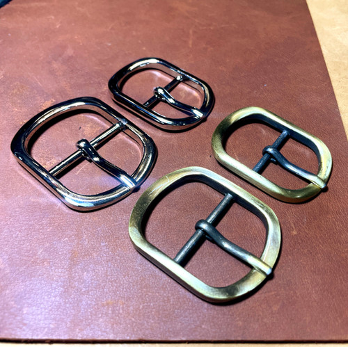 ST098_25 | 32 | 40mm SQ-oval Full Buckle | Red Olive Design