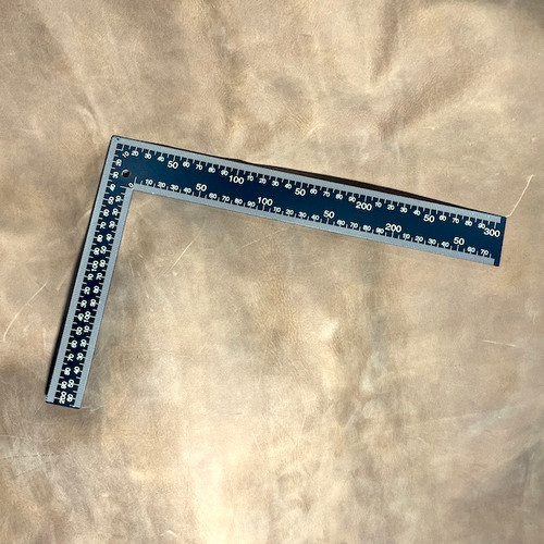 Square Mason 200 x 300 | Red Olive Design