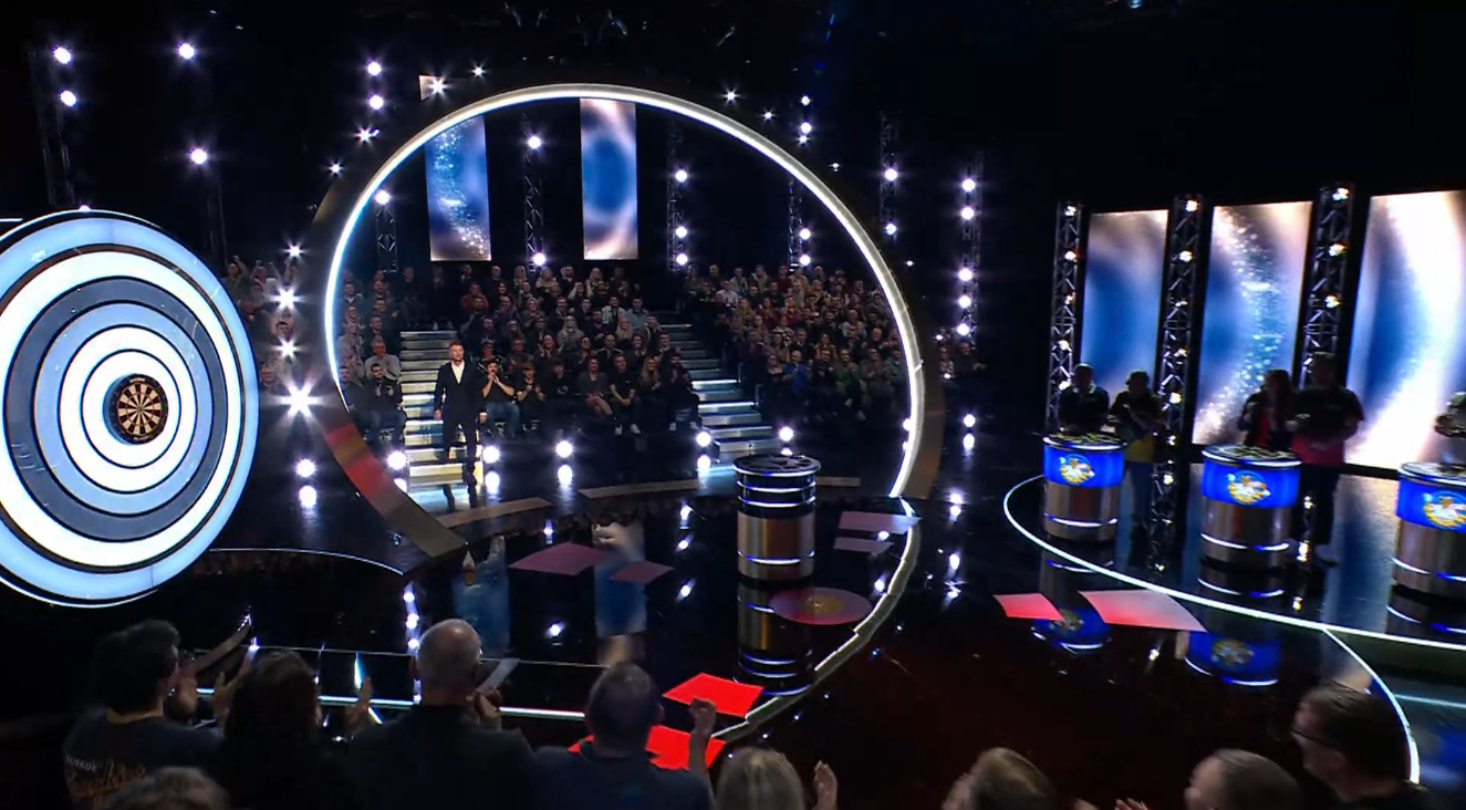 BULLSEYE: FIRST LOOK AT ITV REBOOT AS CLASSIC GAMESHOW RETURNS FOR ...
