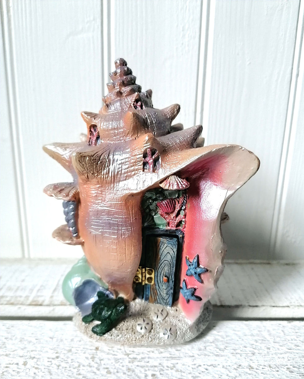 Georgetown Fiddlehead - Pink Shell Fairy House | Geko Glass