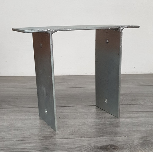 Steel flat U shape post base 160mm | Swindon Oak