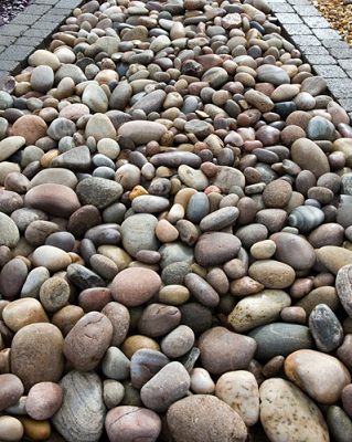 Caledonian Cobbles | Kelly Landscape & St