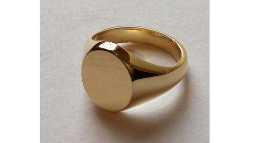 Classic Burlington Oval Signet Ring | MASTERS HAND ENGRAVE