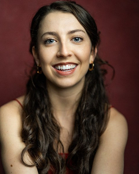 Hannah Collins's Instagram, Twitter & Facebook on IDCrawl