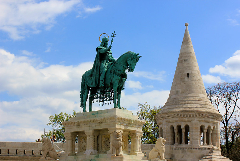 Buda Castle District Walk with Entry to Matthias Church | Absolute Tours
