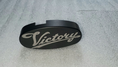 VICTORY LOGO CLUTCH ARM …- CURSIVE - ENGRAVED | VicBaggers