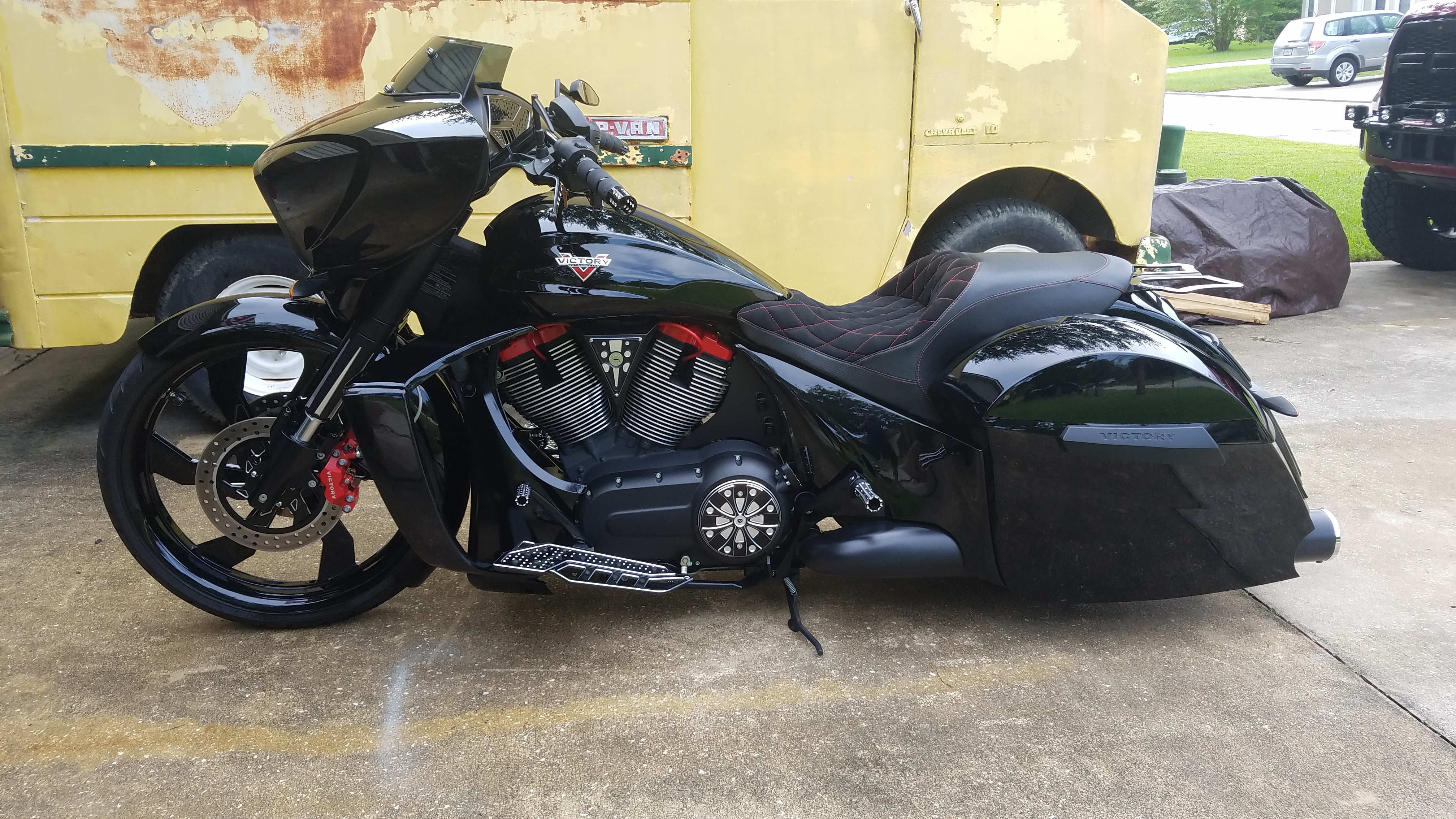 Client Gallery|VicBaggers|Indian Victory HD Accessories