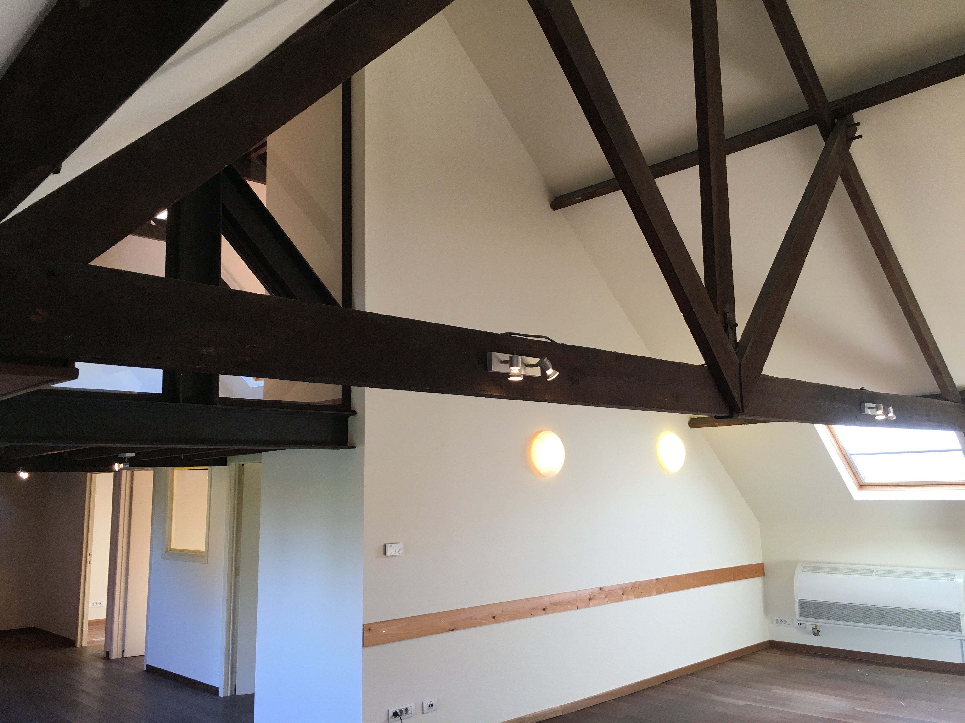 COLINEX | Schilderwerken | Parket | Schrijnwerk West-Vlaanderen