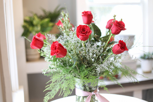 Classic Roses | villageflowerbasket