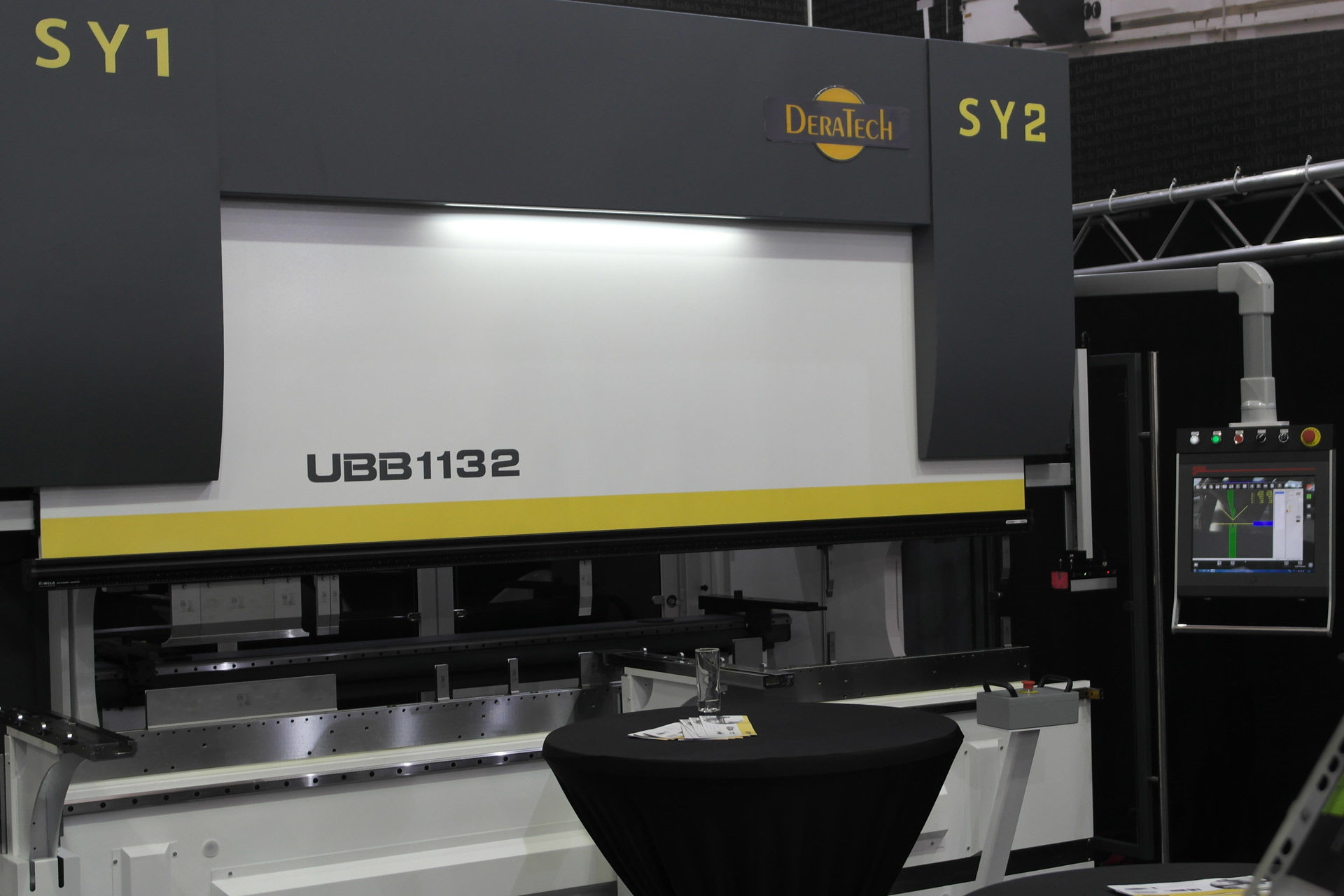 Esautomotion do Brasil | líder dos CNCs para corte e conformação