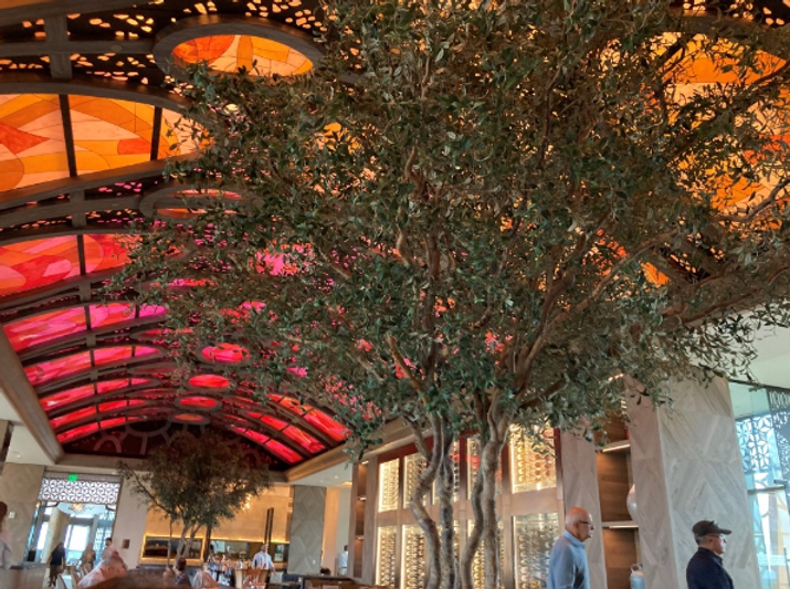 Toledo at Disney's Gran Destino Tower: Deluxe Dining at a Moderate Resort
