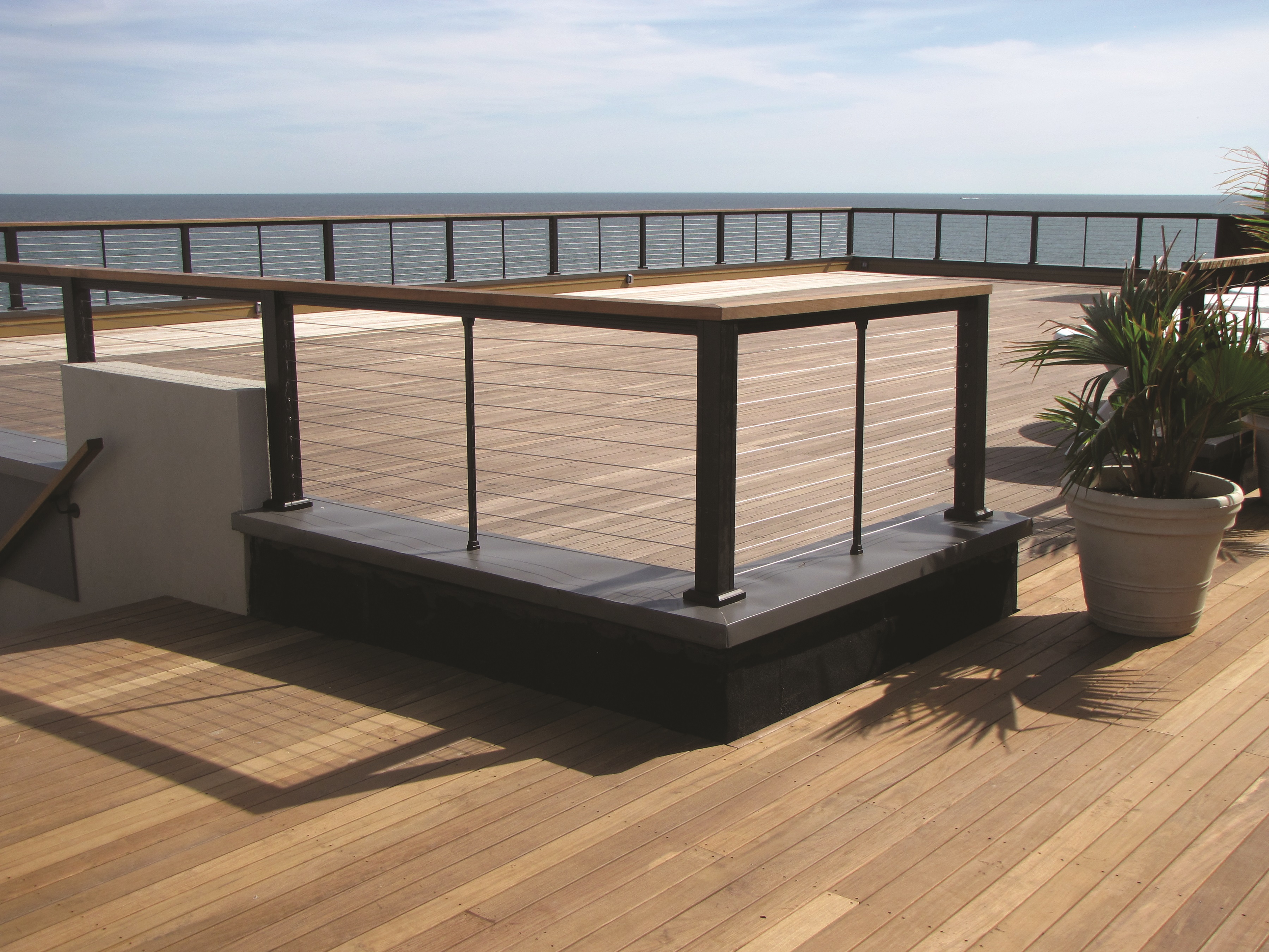 Regal Aluminum Railing | customcraftdist