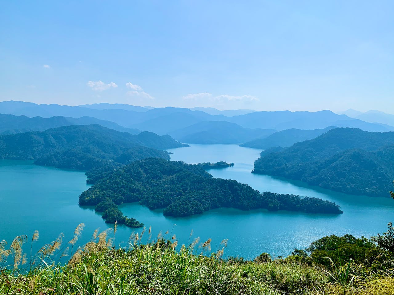 Achieving Water Sustainability in the Cayman Islands through ESG Principles