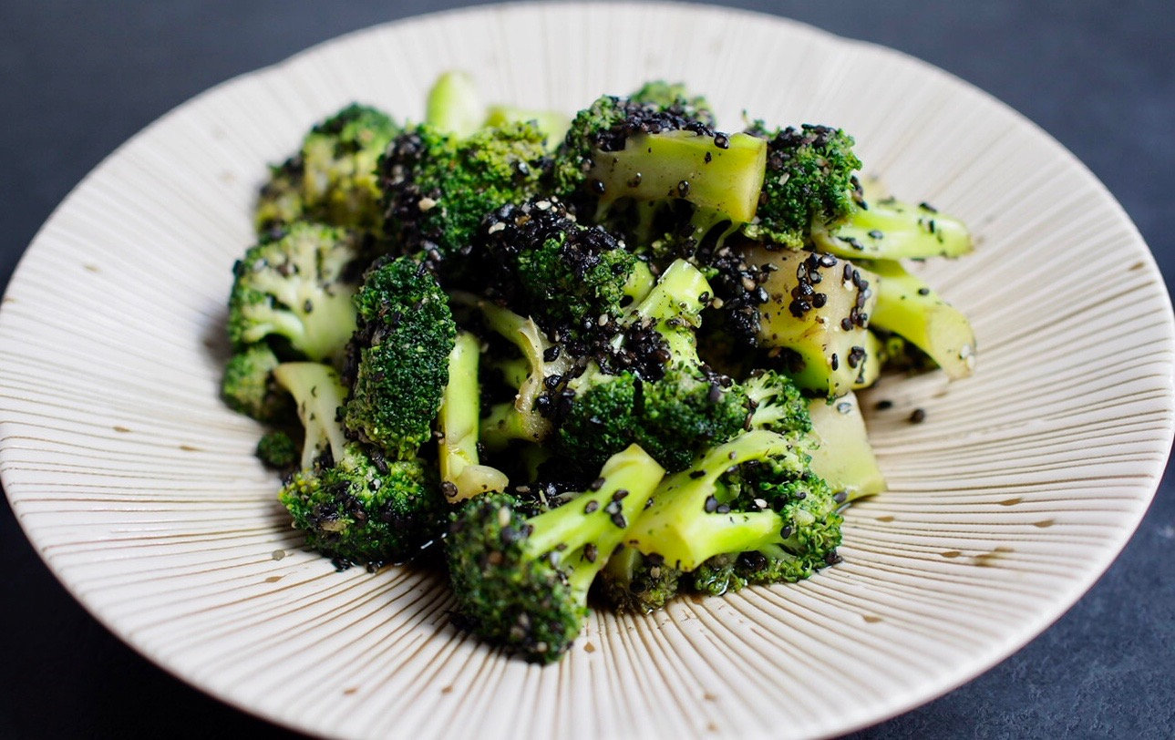Broccoli with Sweet Sesame| kurumicooks Japanese Home Cooking
