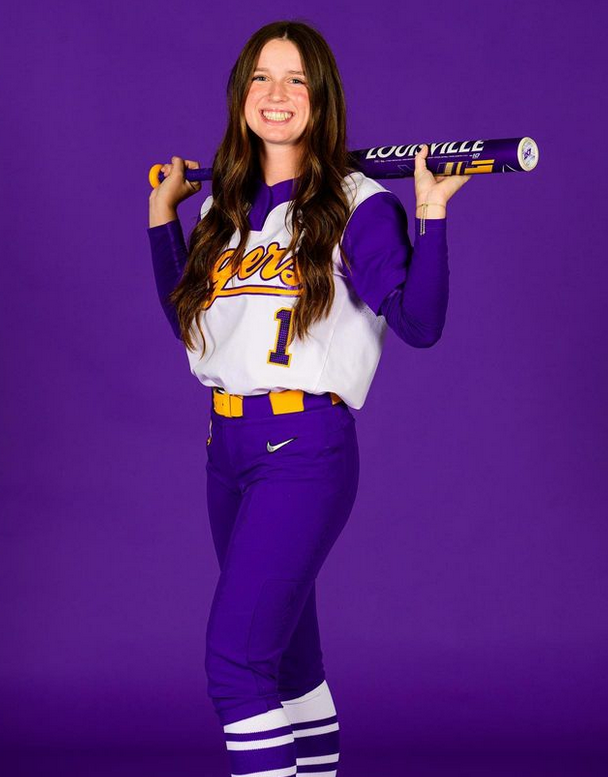 Top 100 Prospect Kaylee Schweitzer Discusses Her LSU Commitment and ...