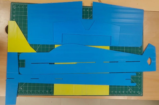 AEROGO's Coroplast 3-D profile RC plane kit