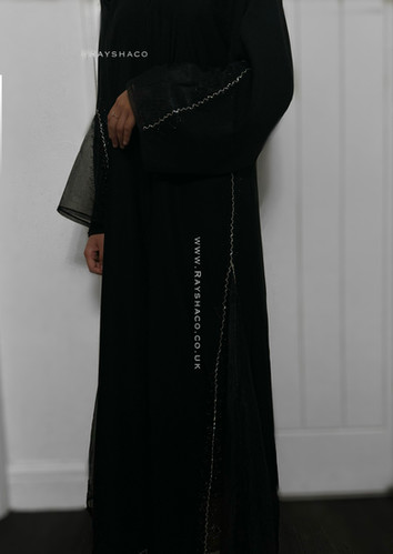 Tall n slim Kyra Abaya- black | Raysha.co