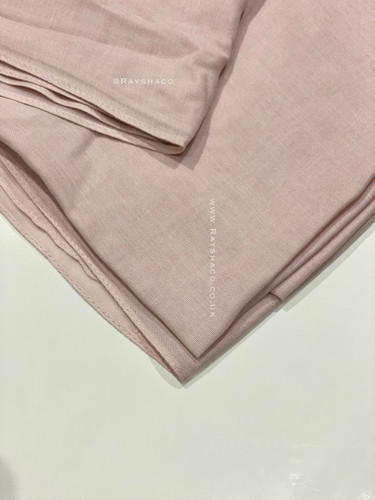 Modal pastel pink with hat | Raysha.co