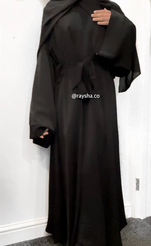 Petite Azra Abaya - Black | Raysha.co