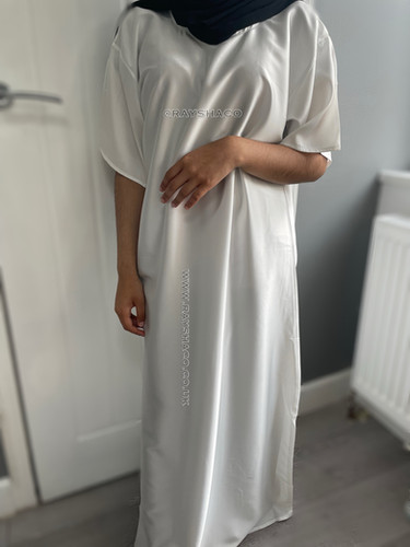 Raysha.co satin Under Abaya - white | Raysha.co