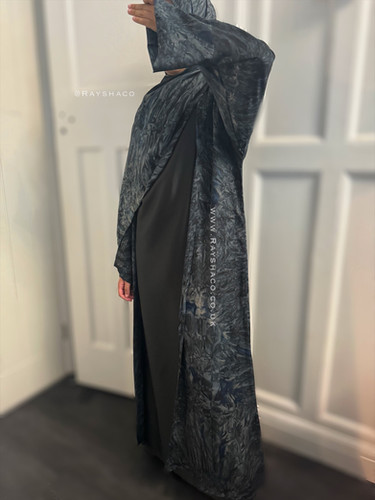 Rumaisa Abaya -Grey/Blue | Raysha.co
