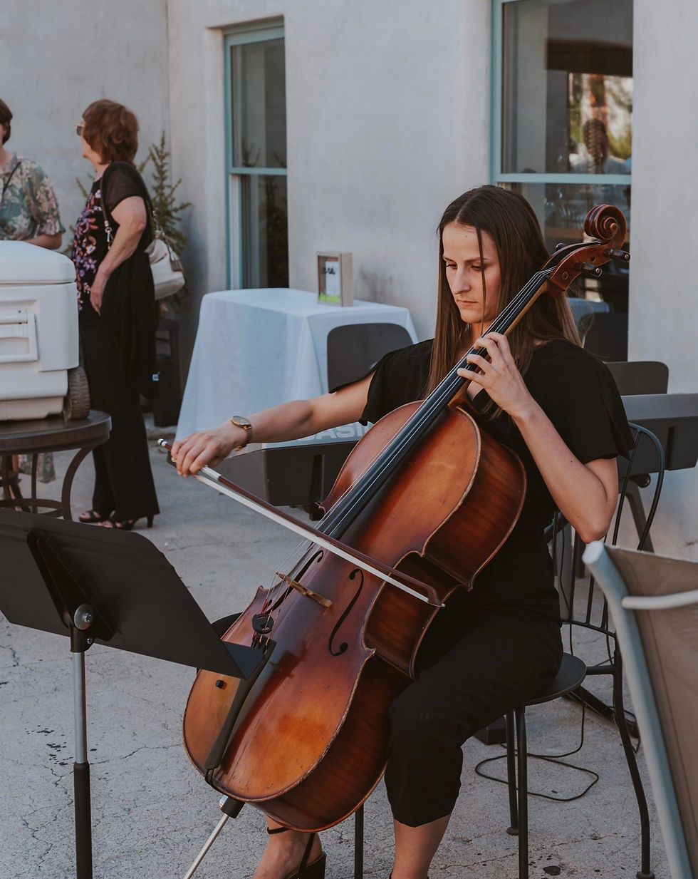 ABOUT | Emily Hunt Cello