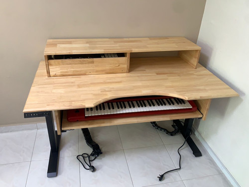 Electric Adjustable Height Music Studio Desks | My Desk