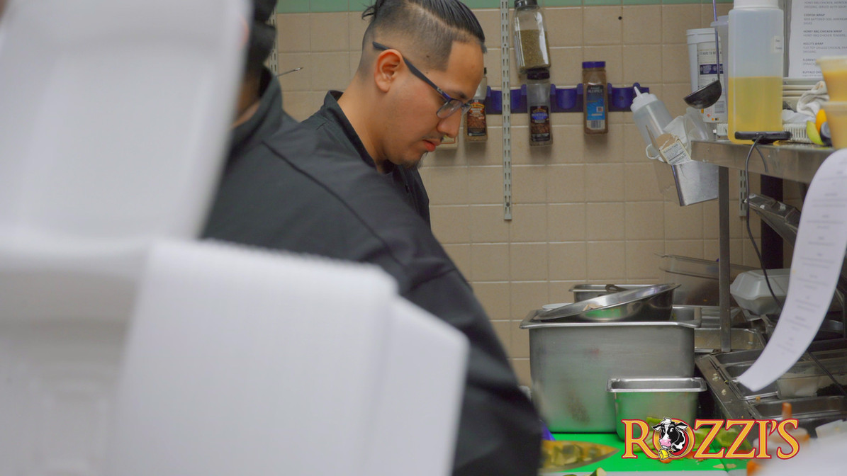 ABOUT | Rozzis Restaurant