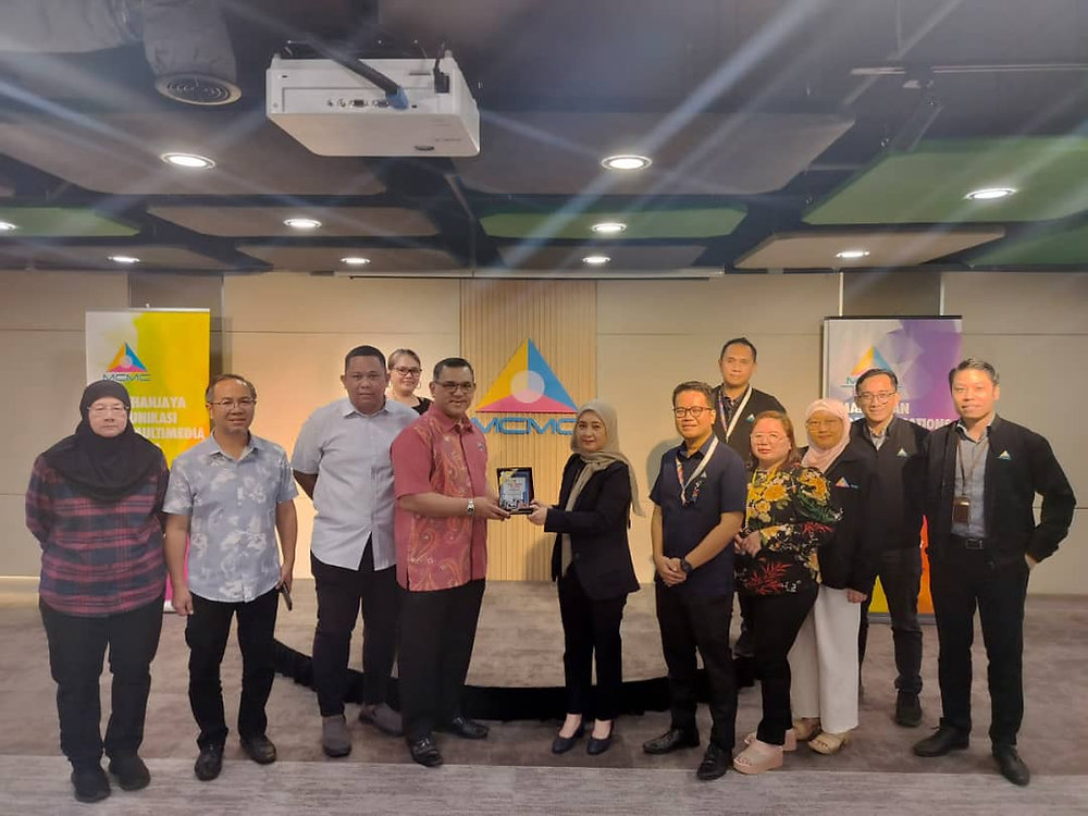 Pembuli siber perlu dihukum lebih berat - Nizam