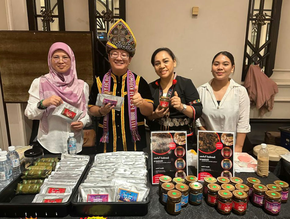 Usahawan produk makanan tradisional Sabah perlu tingkat kualiti ...