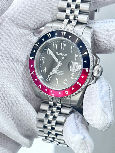 CUSTOM SEIKO MOD ARABIC COLA WATCH - RED AND BLACK | ELITE WATCH MODS