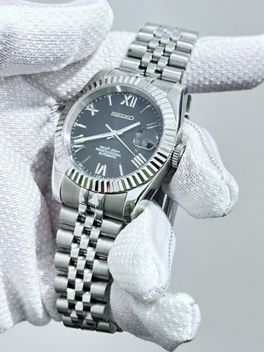 CUSTOM SEIKO MOD ROMAN WATCH NH35 - OBSIDIAN BLACK | ELITE WATCH MODS