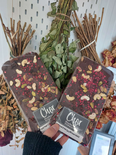 Dark Fruit and Nut Sharing Slab | Belgian Dark Chocolate | Dark Fruit ...