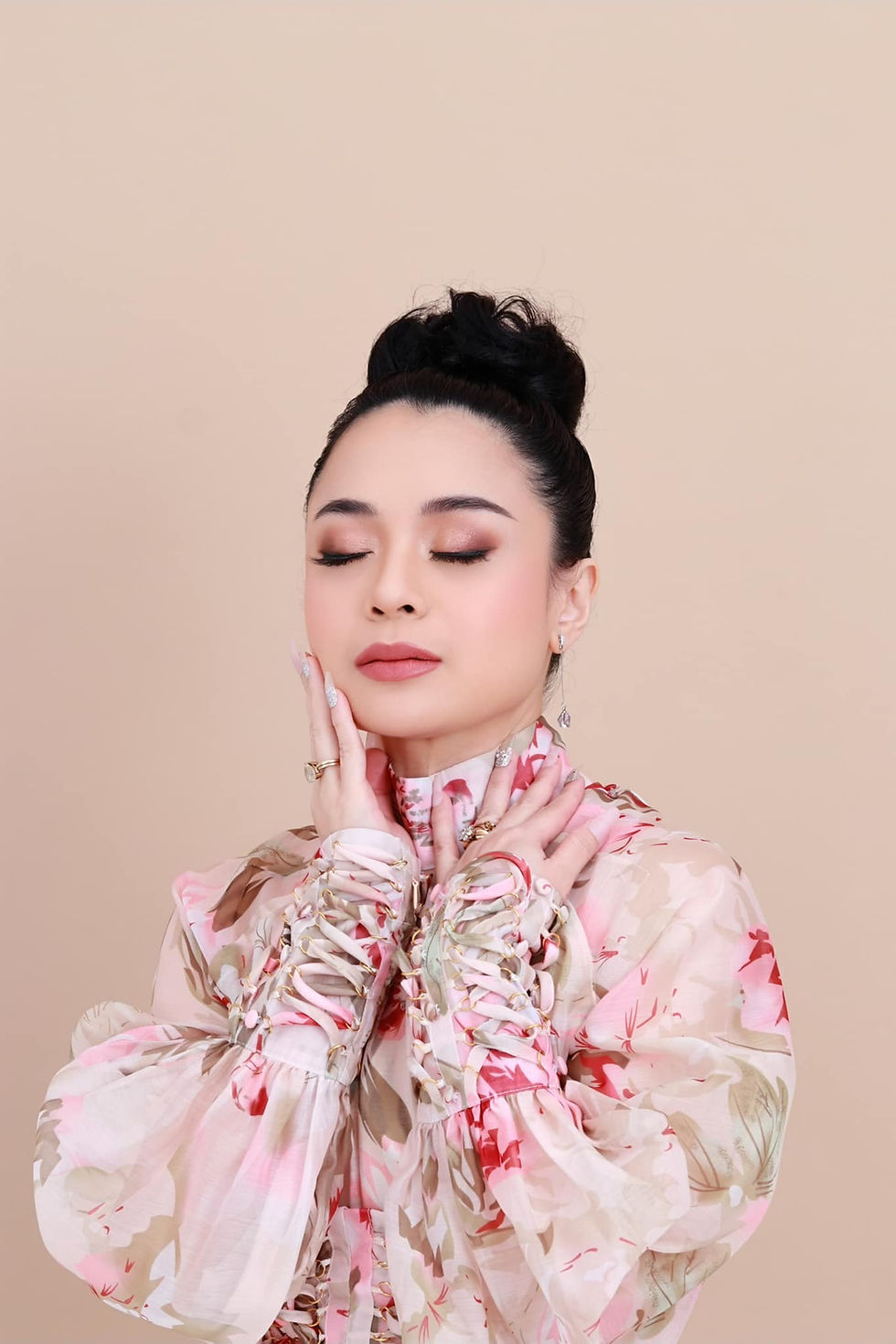 Female Singers | blacktie