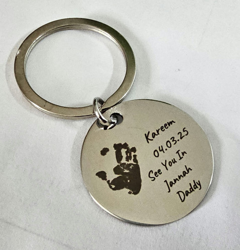 Personalised handprint keyring | Willow & Co Memorial