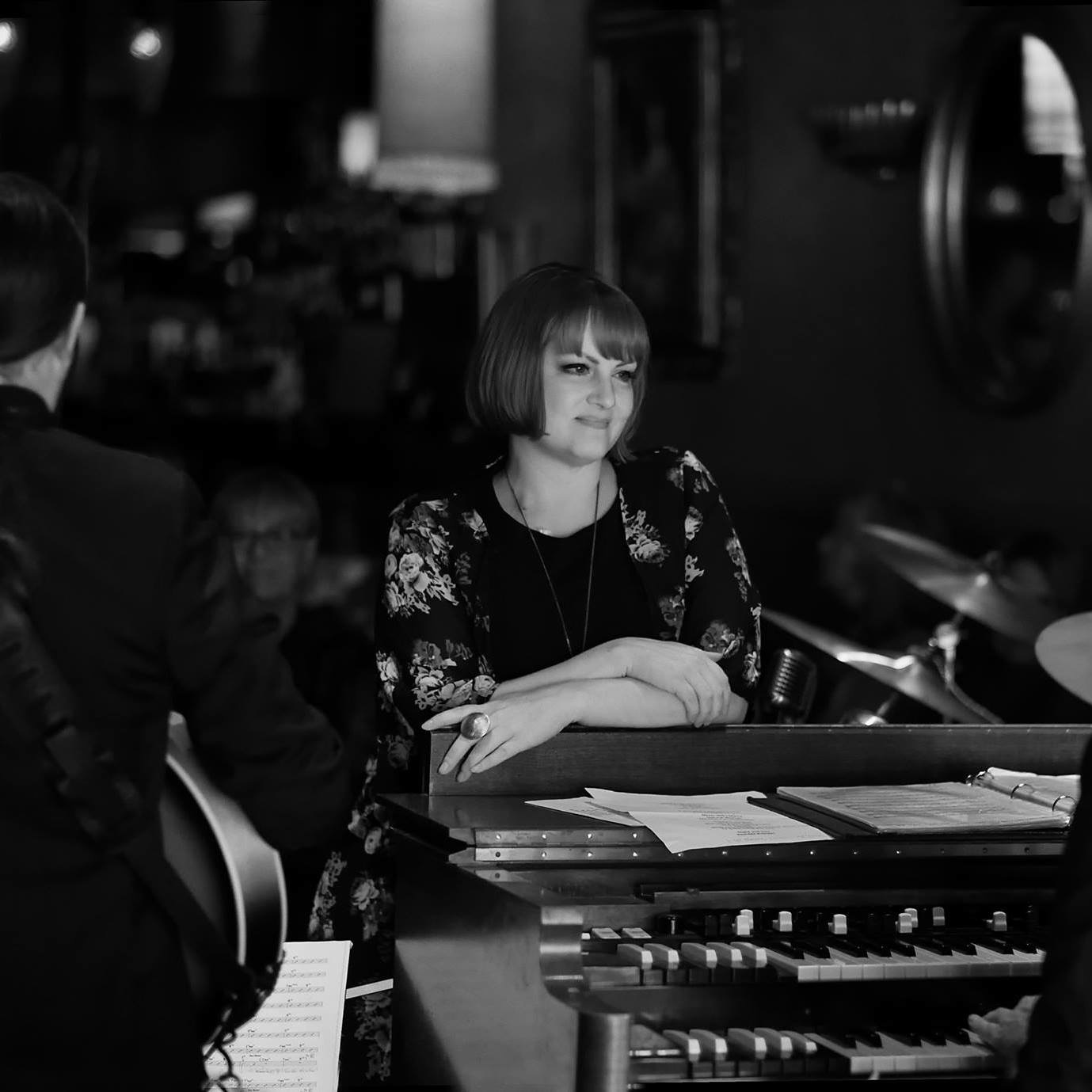 Vocalist | MollyHammer