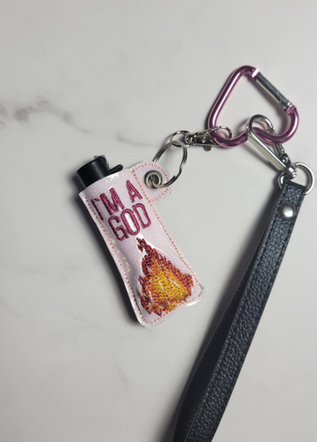 IM A GOD Jennifer lighter case | Asylum Handicrafts