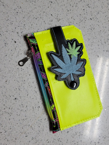 Weed leaf wallet tab | Asylum Handicrafts